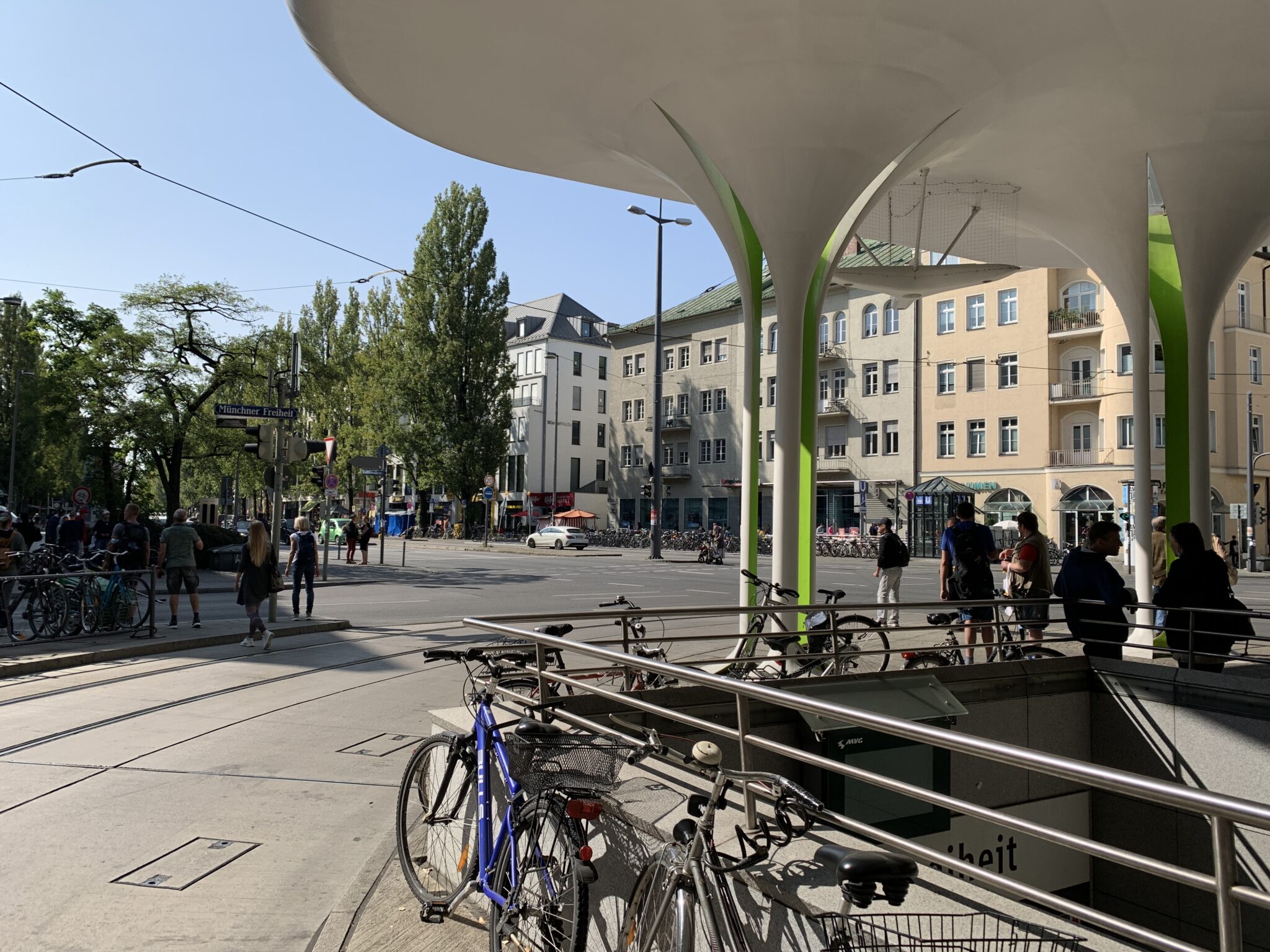 Shopping in München Schwabing: Stilvolle Läden & Geheimtipps | STYLEFINDS